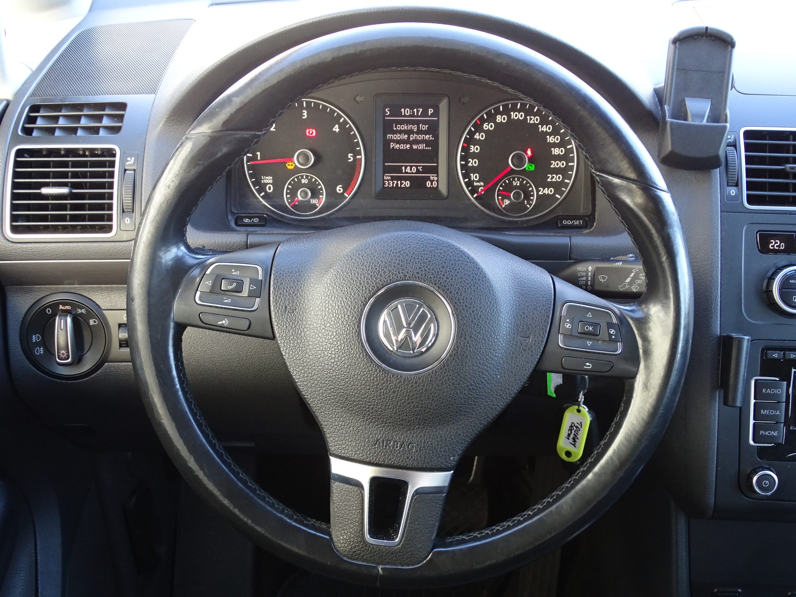 VW TOURAN 2.0 TDI DSG 7 LOCURI 2013 - Masini cash sau in rate